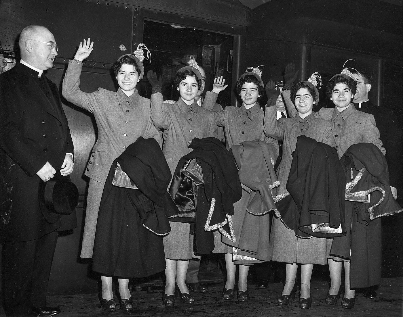 Last surviving Dionne quintuplet, Annette Dionne, has died: Dionne ...